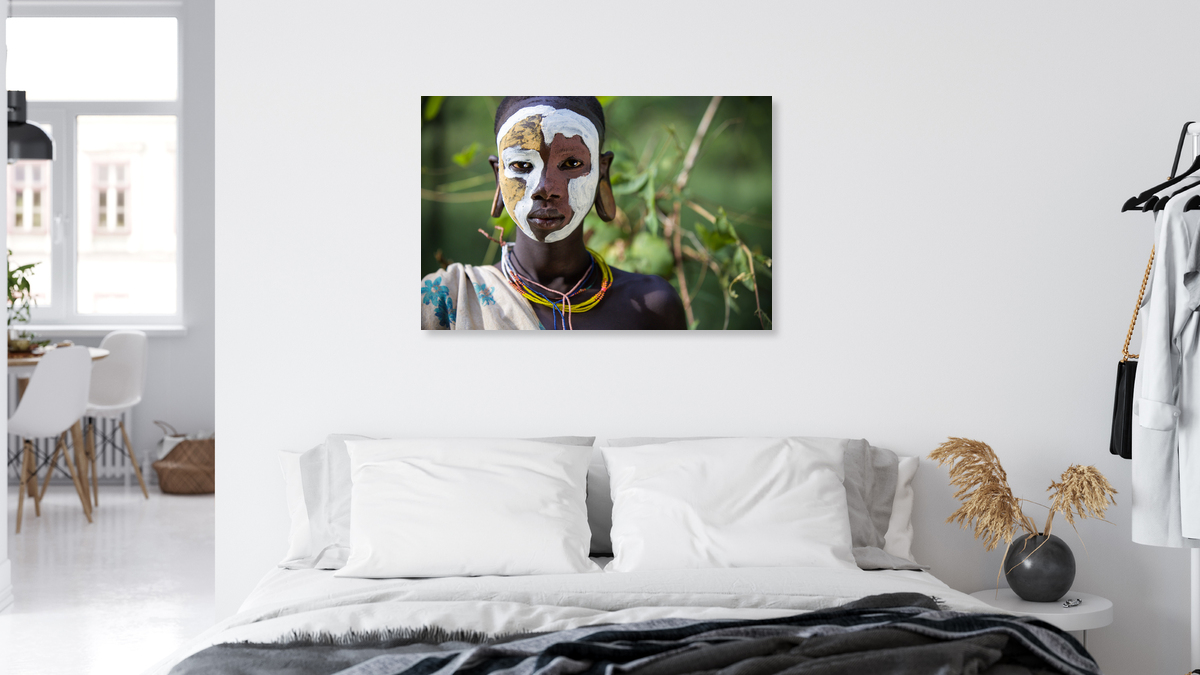 'Suri Colors' – Discover the wall art by Miro May now!